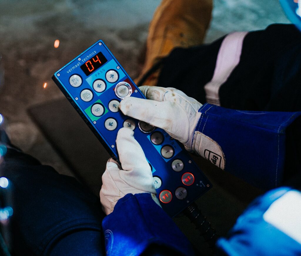 Vermaat Technics B.V. | Bug Remote Controller (BRC)